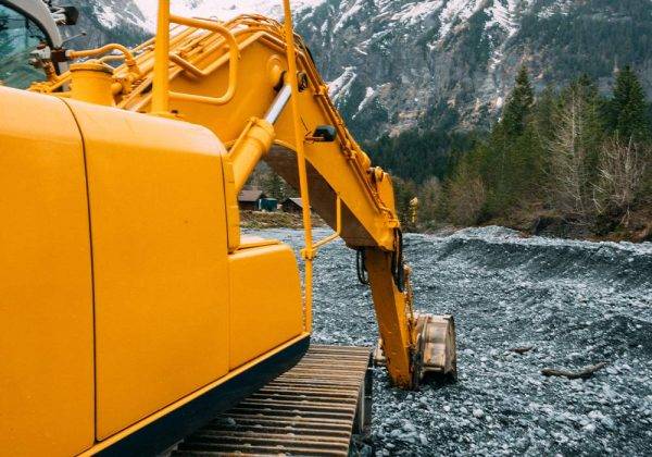 Final Drive Centre: Excavator Final Drives, Parts and Repair